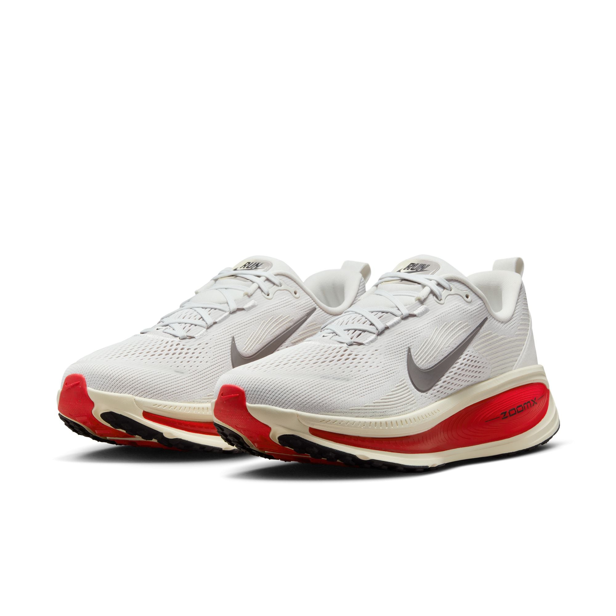 NIKE VOMERO 18 - HM6803 – The Sports Center
