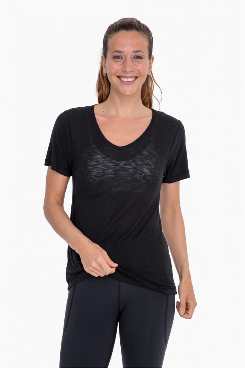 V-NECK CORE TEE - KT11844 – The Sports Center